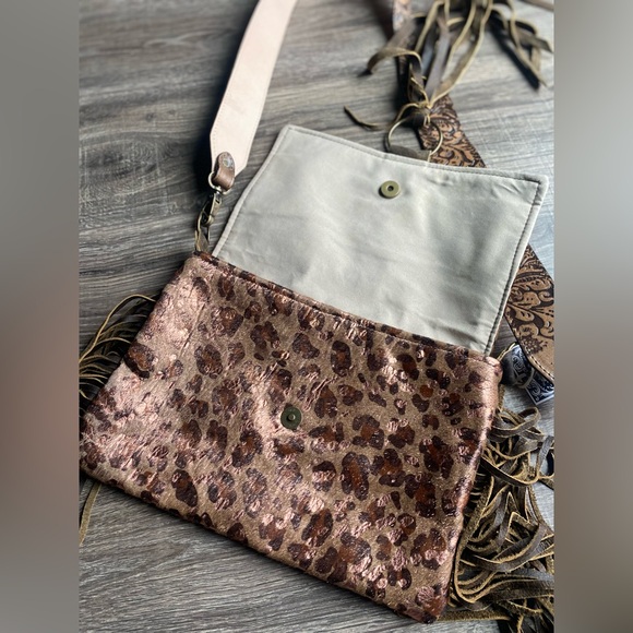 Keep It Gypsy | Bags | Keep It Gypsy Lv Western Style Crossbody Calf ...